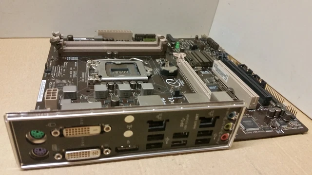 ASUS CS-B REV.1.03, Intel LGA1150/Socket H3 Motherboard + I/O Shield £ ...
