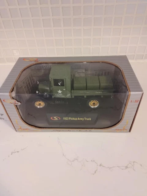 SIGNATURE 1923 FORD Model TT U.S. Army Pick Up Truck - 1:32 Scale ...