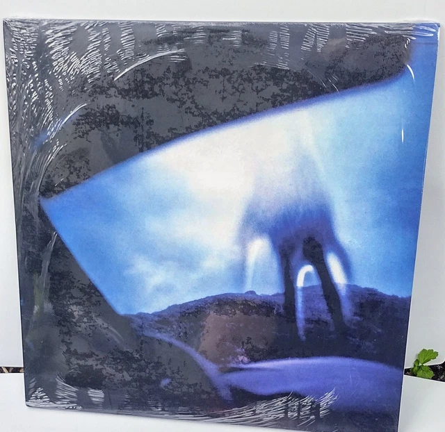 YEAR ZERO BY Nine Inch Nails .Blue Vinyl . Sealed. Double LP ...