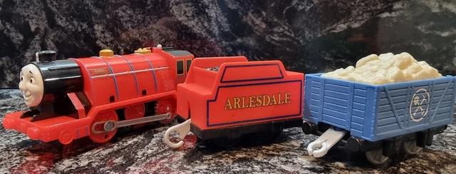 THOMAS THE TANK Engine Trackmaster : Mike, Tender And Rubble Truck £10. ...