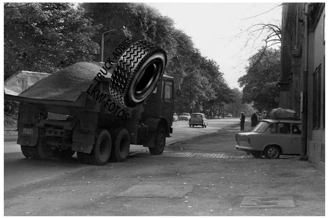 KRAFTVERKEHR KIPPER LKW Foto DDR, ROMAN Diesel Muldenkipper, IFA ...