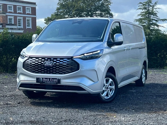 2024 FORD TRANSIT Custom 100kW 65kWh H1 Van Limited Auto PANEL VAN ...