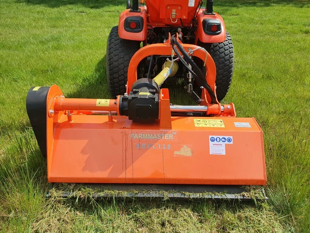 COMPACT TRACTOR HYDRAULIC Side Shift Flail Mower 1.15 - 1.8 Metre £995. ...