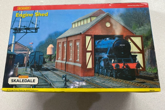 HORNBY SKALEDALE ENGINE Shed R 8536 00 Gauge # Brand New in The ...