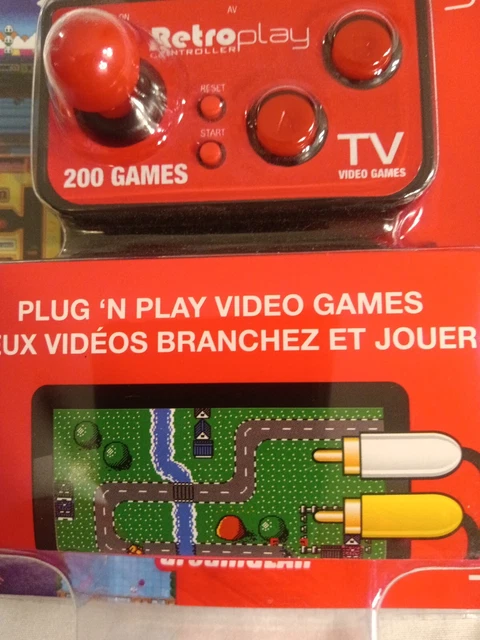 DREAMGEAR MY ARCADE RetroPlay Plug N Play Controller 200 Games Video ...