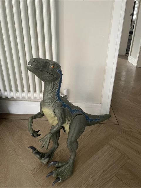 JURASSIC WORLD Dinosaur SUPER COLOSSAL Velociraptor Blue Figure Large ...