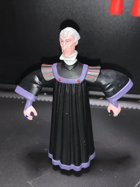 VINTAGE DISNEY HUNCHBACK of Notre Dame Frollo 5" Action Figure 1996 Toy ...