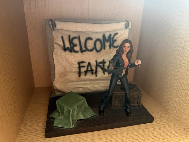 RARE BUFFY THE Vampire Slayer/ANGEL Faith Statuette Diamond Select Toys ...