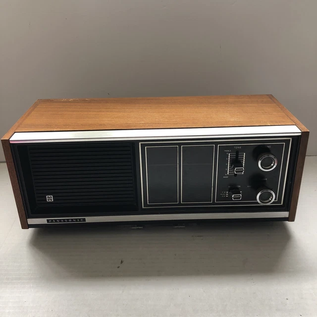 VTG PANASONIC WOOD Grain AM/FM Radio Model RE-7371 1970s MCM Lights Up ...