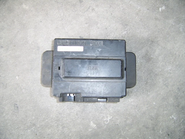 SICHERUNGSKASTEN FUSE BOX Kawasaki ZZR 600 1990-1992 1992 260211081 EUR ...