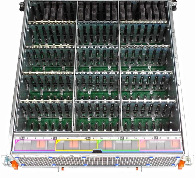 100-887-110-01 EMC 120 Bay Sff Dae Chassis With Midplane For Vmax3 EUR 1.640,00 - PicClick DE