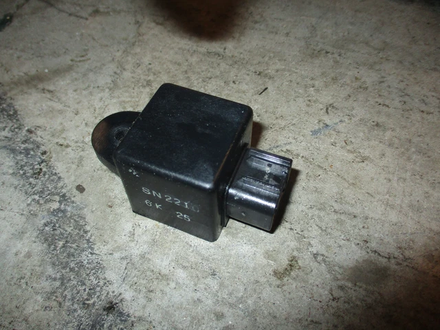 YAMAHA VMAX HPDI 200hp outboard electric relay (68V-81950-00) £18.71 ...