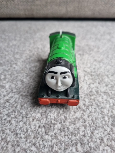 THE FLYING SCOTSMAN Thomas The Tank Engine Trackmaster Motorized Train ...