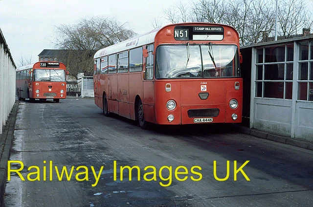 BUS PHOTO - Midland Red 6444 and 6466 at Nuneaton bus station c1983 EUR ...