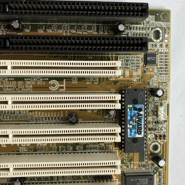 MOTHERBOARD SOYO SY-6BA+ w/ Pentium III 3 Processor vintage computer ...