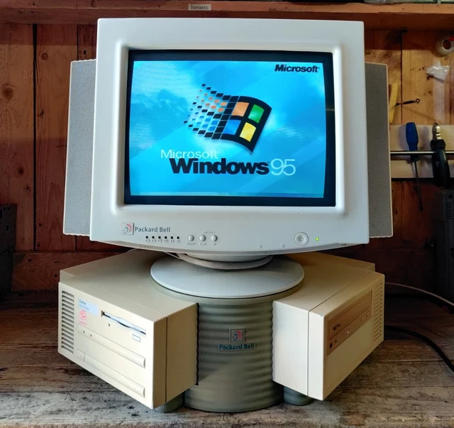 COMPUTER VINTAGE MONITOR CRT Windows 95 PACKARD BELL CORNER • Intel ...
