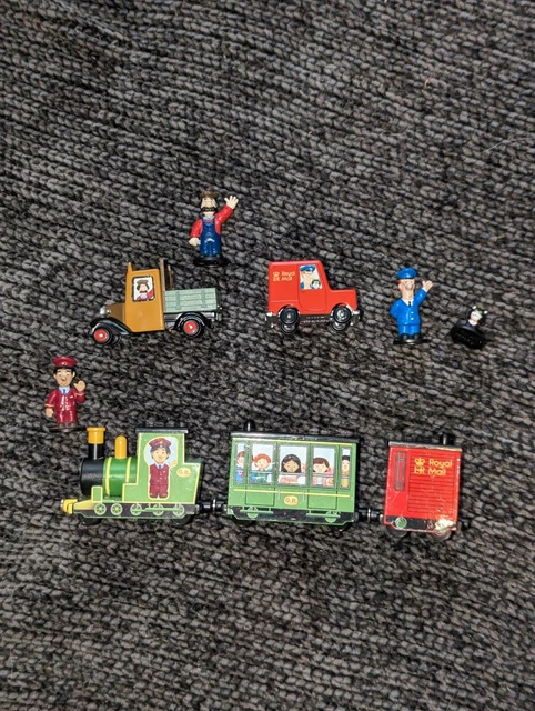 POSTMAN PAT TRAIN Set Postman Pat Jess Figures 2003/04 £10.00 - PicClick UK