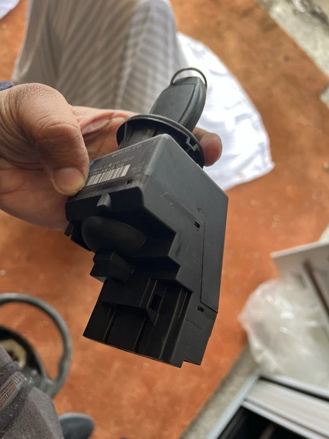 W906 MERCEDES SPRINTER Ignition with Key A906 900 33 03 £182.72 ...