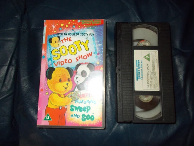 THE SOOTY VIDEO Show Vhs Featuring Sooty Sweep And Soo Very. Rare 1982 ...