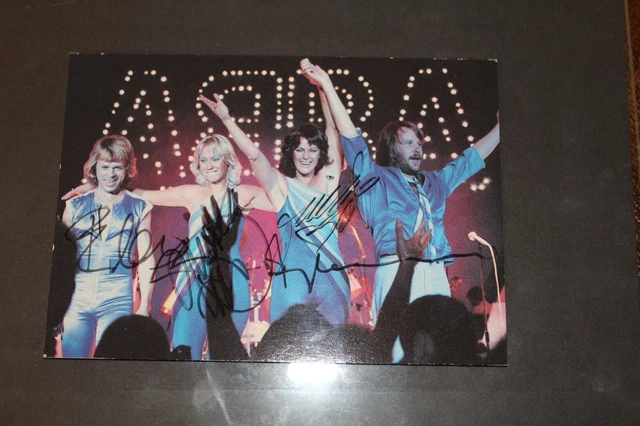ABBA - HAND signierte Promo Postkarte, von allen 4 signiert, schöne ...