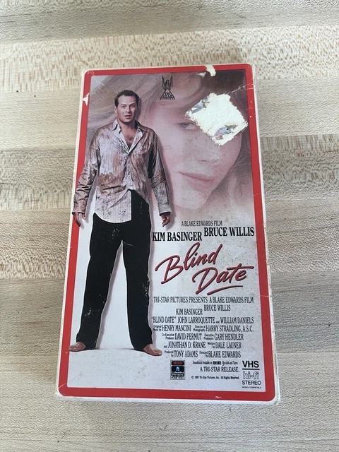 BLIND DATE (VHS, 1987) - Bruce Willis - Kim Basinger - CLASSIC 80's! $9 ...