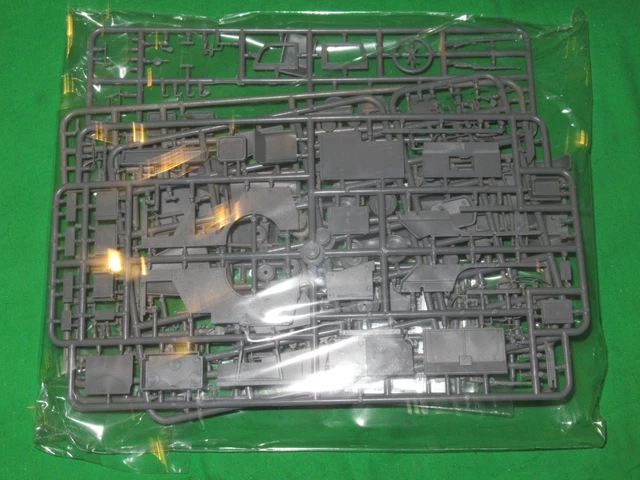 MB MASTER BOX 1/35th scale Mercedes Benz Sd. Kfz. 2 Type 170VK Radio ...