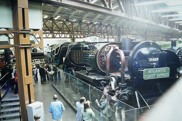 RAILWAY TRAIN SLIDE 35mm Railway Locomotive No 35029 (L17-44a) £2.70 ...