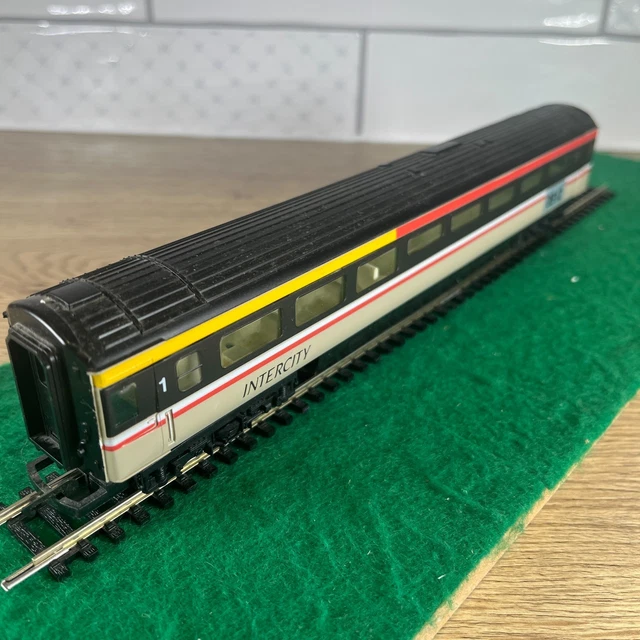 HORNBY OO GAUGE BR InterCity Mk2 First Class Coach E912 Passenger 912 £ ...