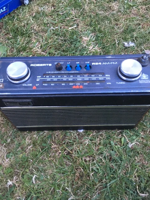 VINTAGE ROBERTS TRANSISTOR Radio .Model R24 VHS/ M/ L Wave . £5.00 ...