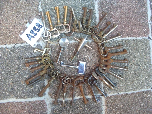 LOT A170 DE 35 Clé Clés Clefs Clef Anciennes De Porte Serrure Grandes ...