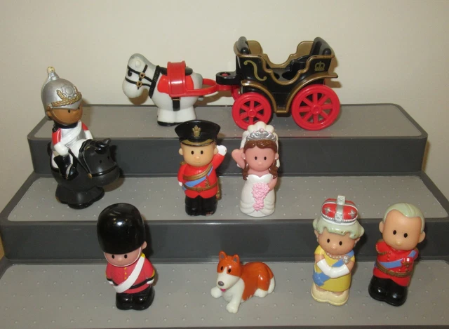 ELC HAPPYLAND SPECIAL Edition Royal Family Wedding Figures Set Kate ...