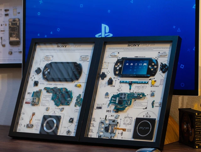 DISASSEMBLED PSP 1000 3000 With Frame, Disassemble Sony PlayStation Art ...