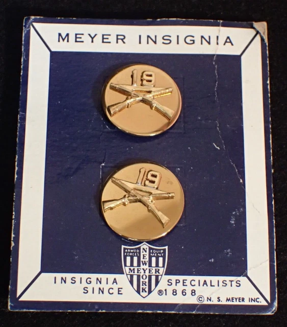 VIETNAM WAR US Army 19th Infantry Regiment Enlisted Lapel Insignia PAIR ...