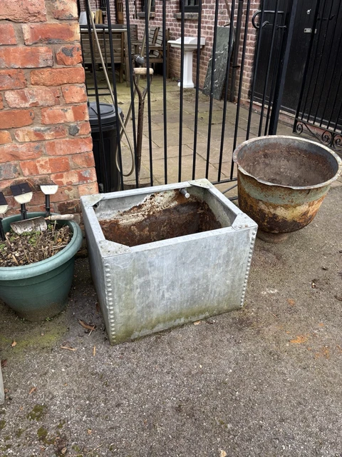 VINTAGE GALVANISED WATER tank Riveted, Upcycle Garden Planter £42.32 ...