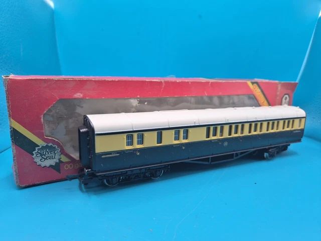HORNBY R430 GWR Coach 57' Brake 3rd OO Gauge, Brown Cream 845 £16.13 ...