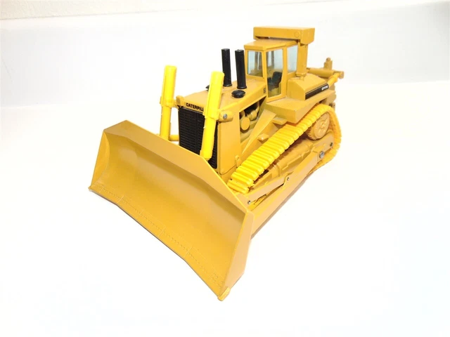 CONRAD #2852 CATERPILLAR D11 Bulldozer with Ripper attachment-1:50 ...