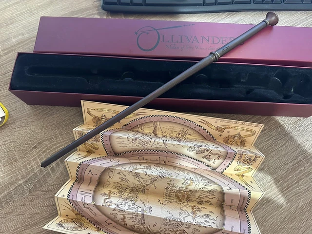 HARRY POTTER UNIVERSAL Studios Ollivander’s Interactive Wand Oak 7 w ...