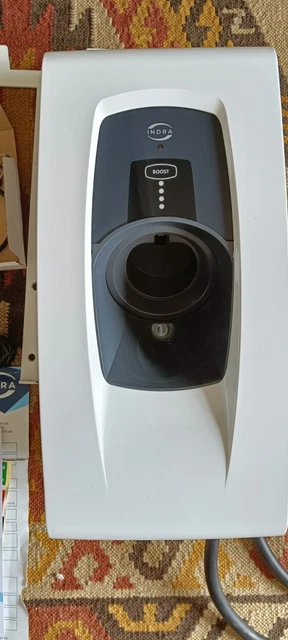 INDRA SMART PRO EV charger 7kw ev charger tethered Type2. Spares or ...