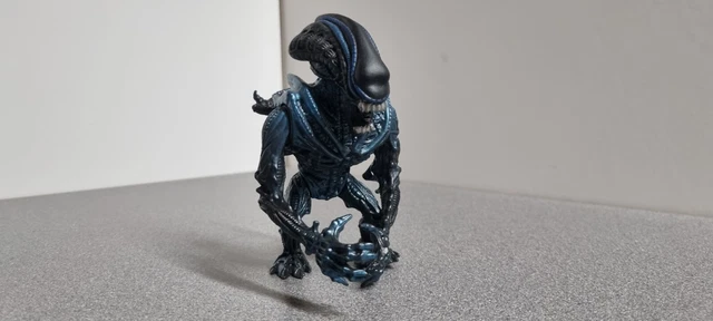 KENNER 90'S ALIENS - Gorilla Alien Xenomorph Action Figure £10.00 ...