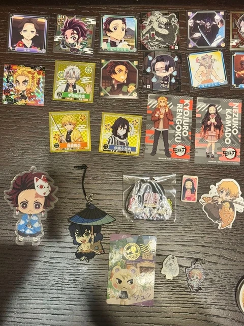 [SHIPPING INCLUDED] DEMON Slayer: Kimetsu no Yaiba character goods set ...