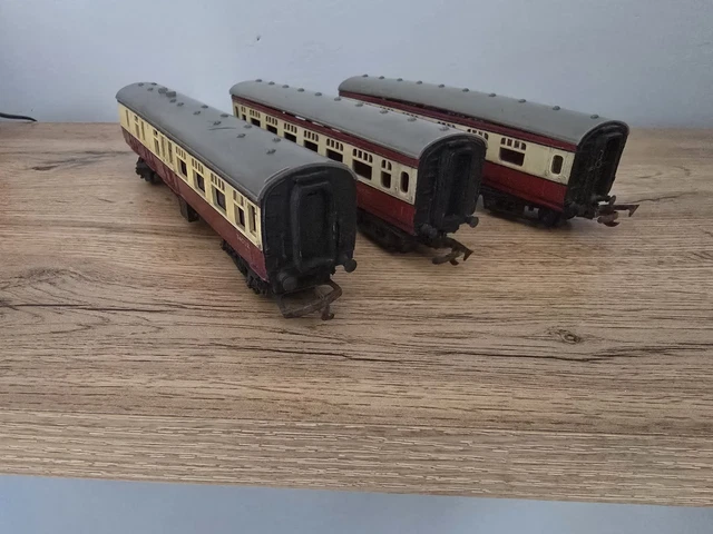 TRIANG RAILWAYS PASSENGER Coach R28/220 & X2 Triang R21 £12.92 ...