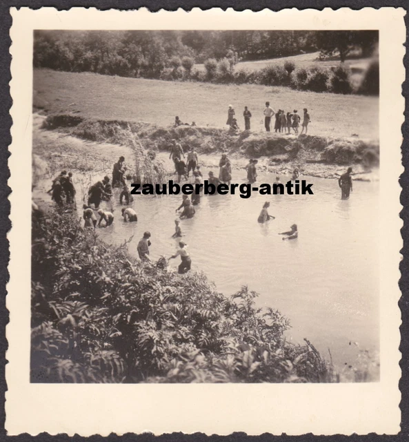 ORIG. FOTO WEHRMACHT im Osten Bevölkerung Zigeuner baden in See WK2 WW2 ...