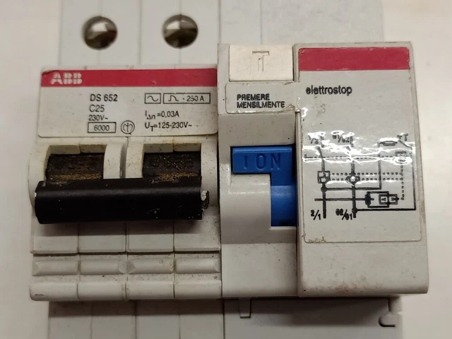 INTERRUTTORE DIFFERENZIALE MAGNETOTERMICO 2 poli ABB DS652 6A-10A-25A-DS672 60A EUR 22,00 ...