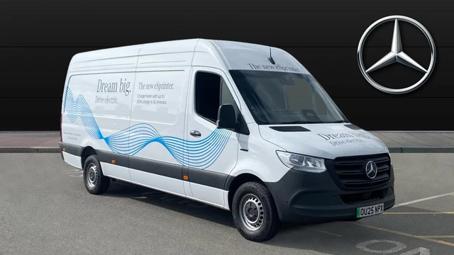 2025 MERCEDES-BENZ SPRINTER E414 L3 Electric Rwd 100kW 113kWh Pro Van ...