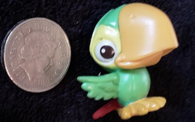 DISNEY JUNIOR JAKE and the Neverland Pirates Skully Parrot Action ...