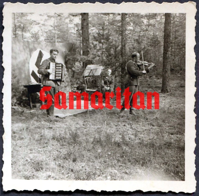 I9/15 WW2 ORIGINAL Photo Of German Wehrmacht Soldiers Playing Music ...