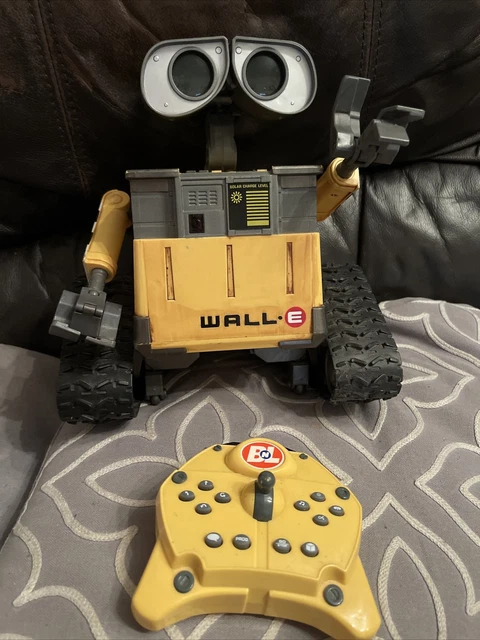 WALL.E U-COMMAND REMOTE Control Droid Robot Disney Pixar Vintage Wall-e ...