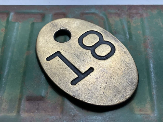 ANTIQUE NUMBER 18 Tag Brass Metal Numbered Cattle Tag Vintage Cow Tag ...
