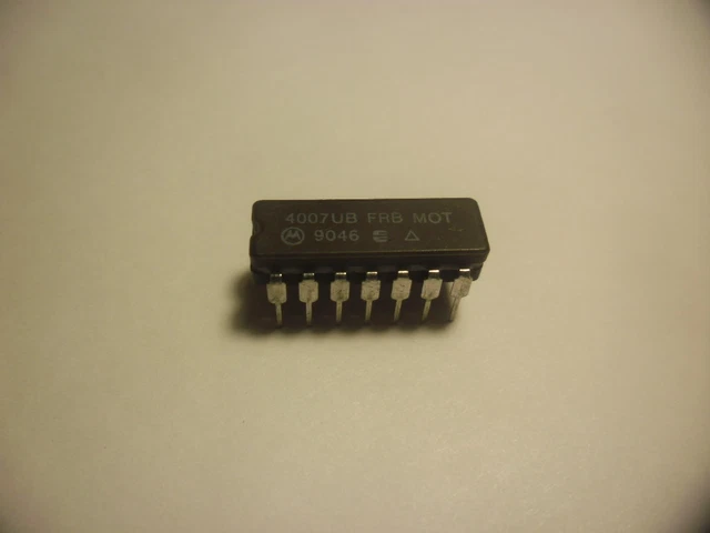 4007UB FRB.MOT.MOTOROLA.CD 4007.TRANSISTOR.MALAYSIA. £2.41 - PicClick UK