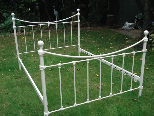 VINTAGE STYLE METTLE 4Ft 6 Bed Cream Colour £31.88 - PicClick UK
